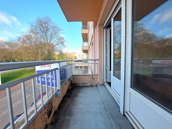 Appartement à louer - Émailleurs, Limoges - 3 pièces - 2 chambres