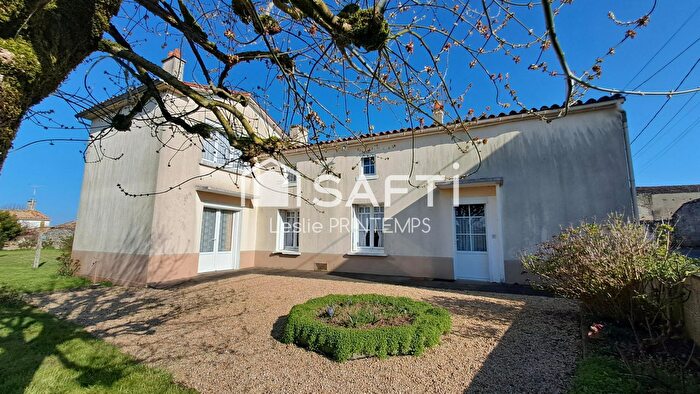 Maison à vendre - Saint-Pompain - 6 pièces - 4 chambres