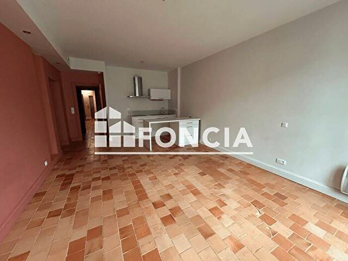 Appartement à louer - Decré-Cathédrale, Nantes - 1 pièce