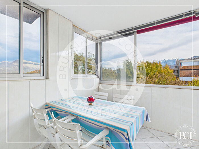 Appartement à vendre - Grenoble, Villeneuve - 3 pièces - 2 chambres