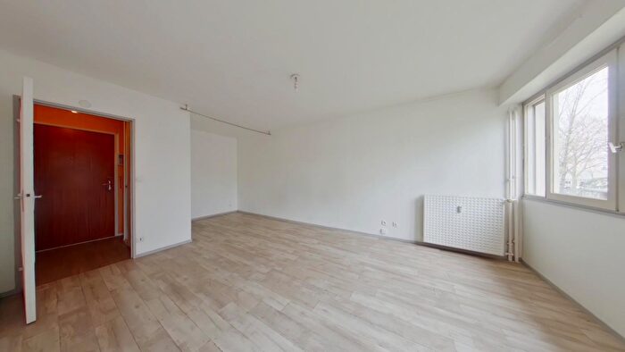 Poitiers, Couronneries : Appartement 1 pièce à louer
