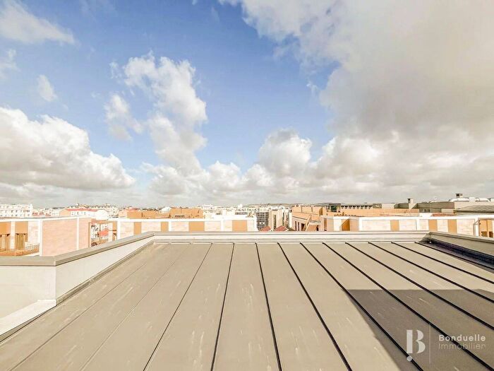 Appartement à louer - Marceau, République, Courbevoie - 4 pièces - 3 chambres