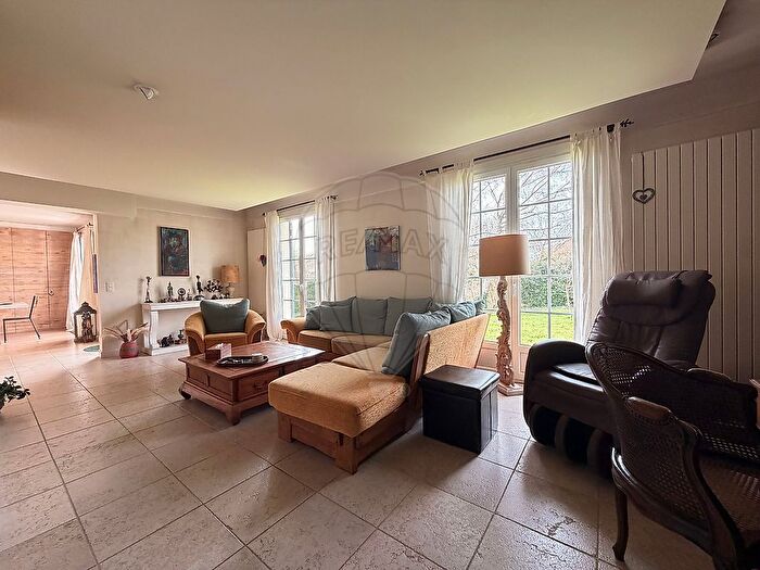 Maison à vendre - Saint-Julien-les-Villas - 6 pièces - 4 chambres