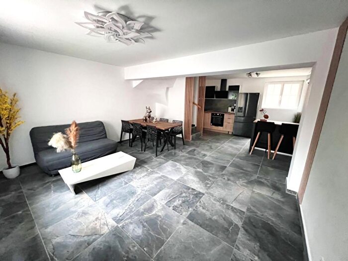 Maison à vendre - Capestang - 5 pièces - 4 chambres