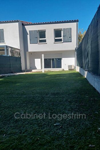 Maison à louer - Vergèze - 4 pièces - 3 chambres