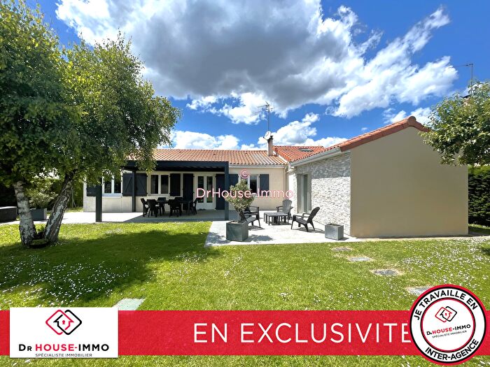 Maisons à vendre et appartements à louer - 1