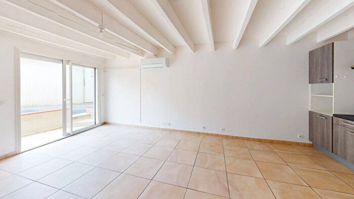 Maison à louer - Lagardiolle - 3 pièces - 2 chambres