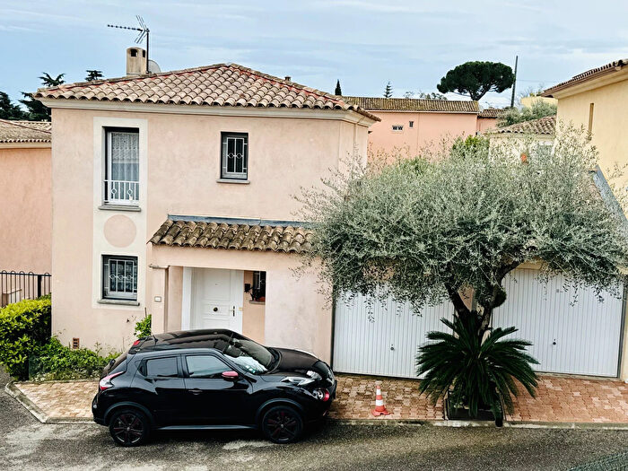 Maison à vendre - Le Cannet, Mimosas - 5 pièces - 3 chambres