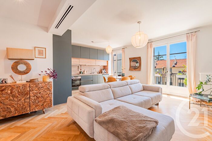 Appartement 4 pièces à vendre - Nice, Carabacel