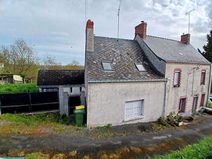 Maison à vendre - Saint-Julien-de-Vouvantes - 4 pièces - 3 chambres