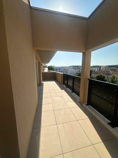 Nîmes, Ville Active - Appartement 2 pièces à louer