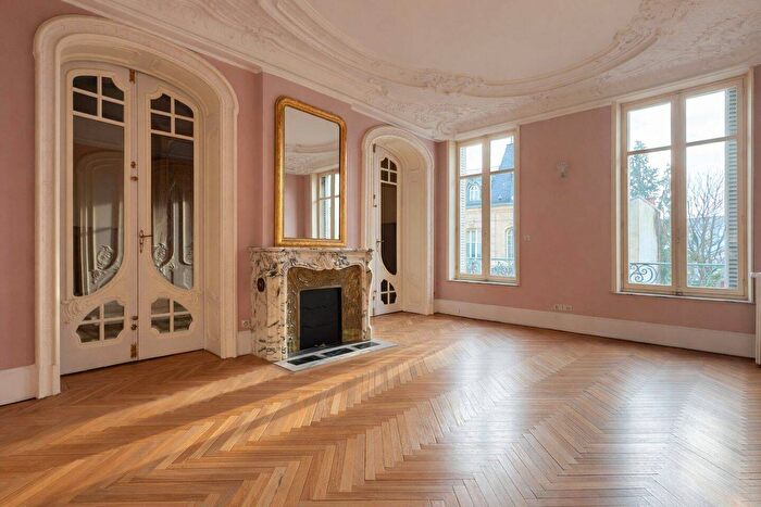 Appartement à louer - Centre Ville-Charles III, Nancy - 7 pièces - 4 chambres