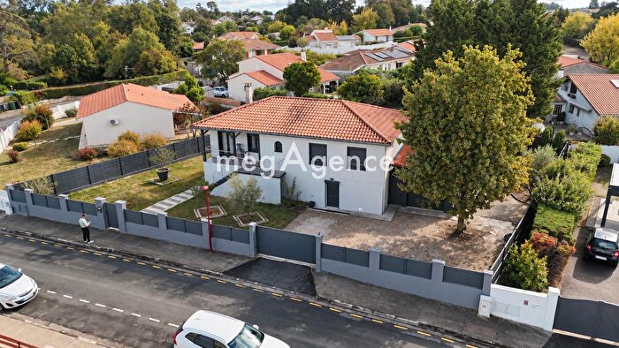 Maison 5 pièces à vendre à Bassens