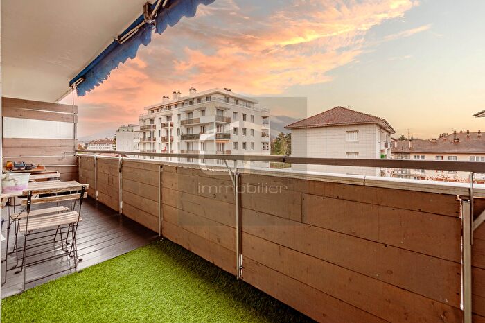 Appartement à vendre - Annecy, Romains - 3 pièces - 2 chambres