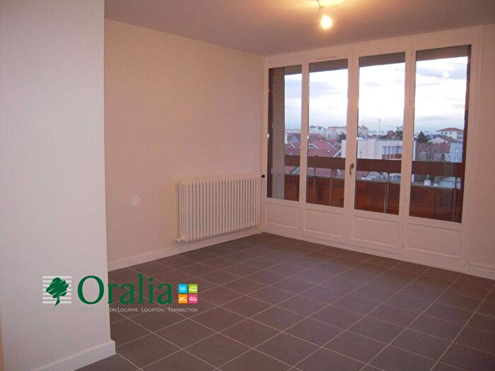 Appartement à louer - Le Grand Trou, Lyon ème - 3 pièces - 1 chambre