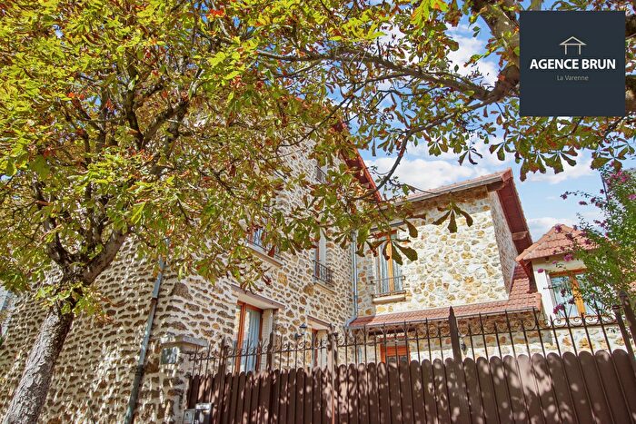 Saint-Maur-des-Fossés, La Varenne : Maison 6 pièces à vendre
