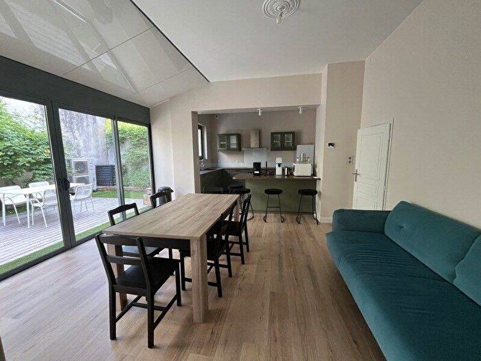Vieil Angoulême-Centre Ville - Maison 7 pièces à louer