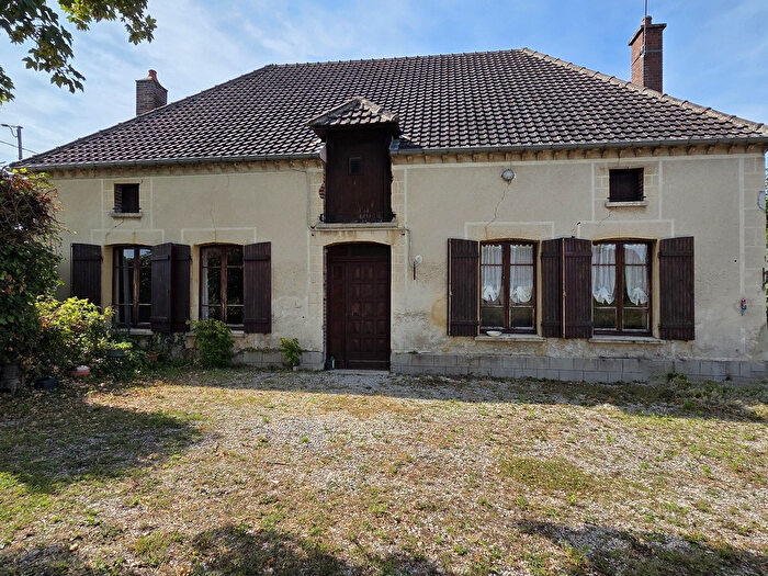 Maison 4 pièces à Saint-Pouange, à vendre