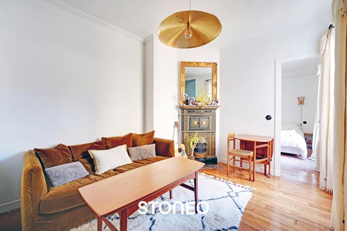 Appartement à vendre - Paris e , Grandes Carrières, Clichy - 2 pièces - 1 chambre