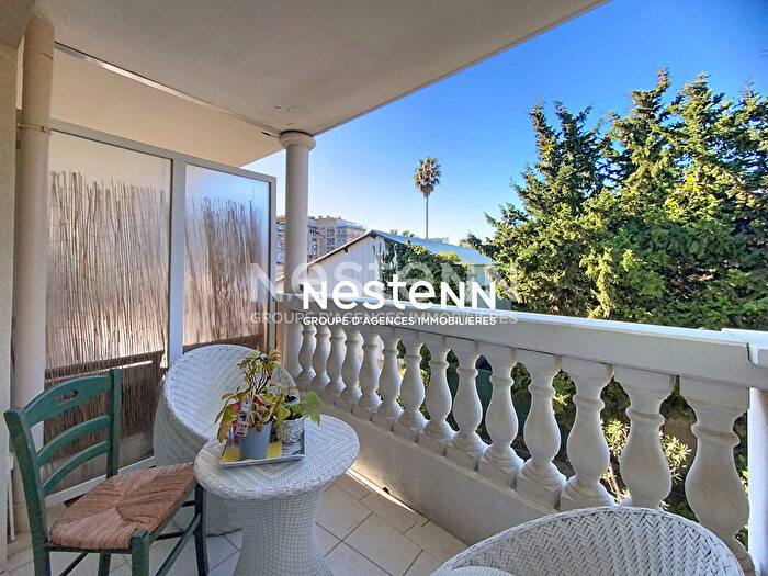 Appartement à vendre - Vallauris, Golfe Juan, Vieux Port - 2 pièces - 1 chambre
