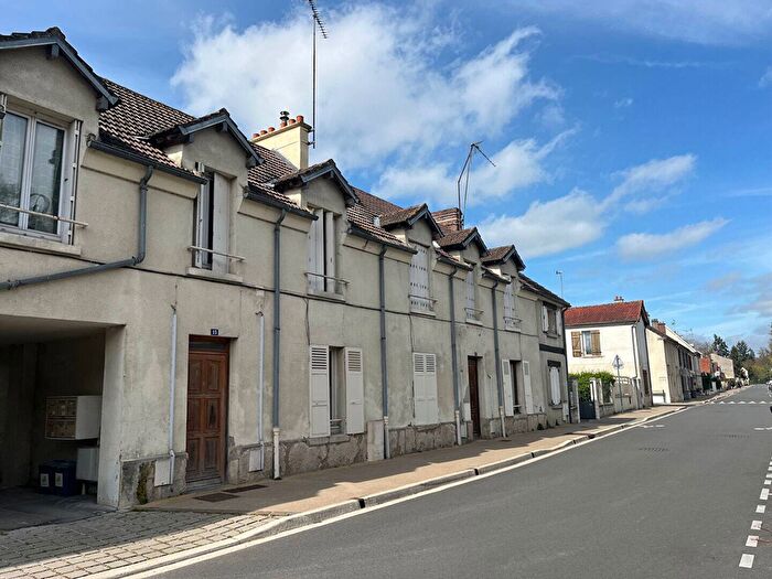 Appartement 1 pièce à Est, Lamorlaye, à louer