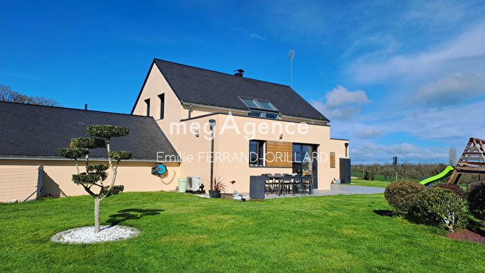 Noëllet - Maison 8 pièces à vendre