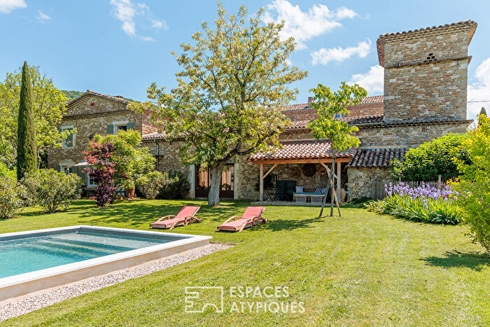 Maison à vendre - Rochebaudin - 15 pièces - 11 chambres