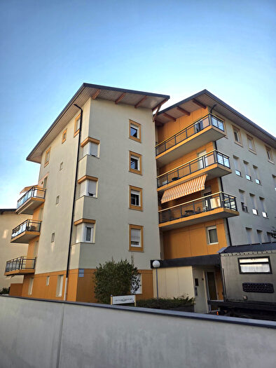 Saint-Julien-en-Genevois, Centre-ville - Appartement 4 pièces à vendre