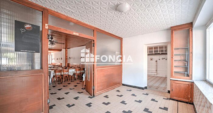 Léaz - Maison 9 pièces à vendre