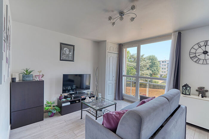 Appartement 1 pièce à vendre à Fontenay-le-Fleury, Soleil Levant