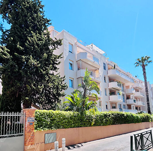 Appartement 2 pièces à louer à Hyères, Centre-ville