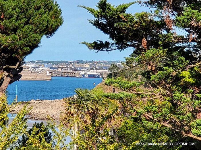 Maison 12 pièces à vendre - Dinard, Centre-ville, Plage de l'Ecluse, Pointe du Moulinet