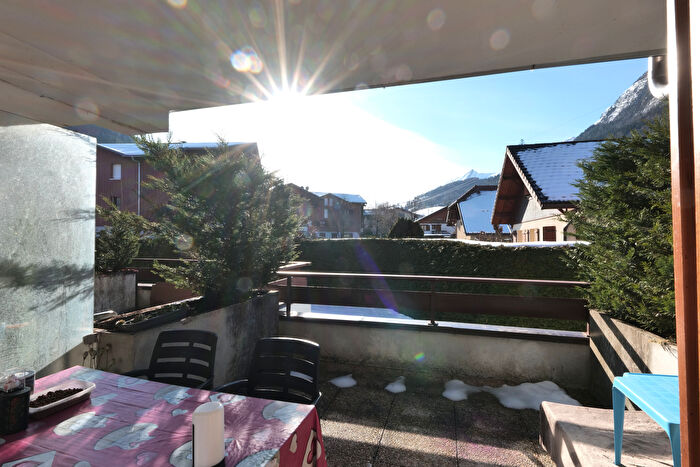 Appartement à vendre - Thônes - 3 pièces - 2 chambres