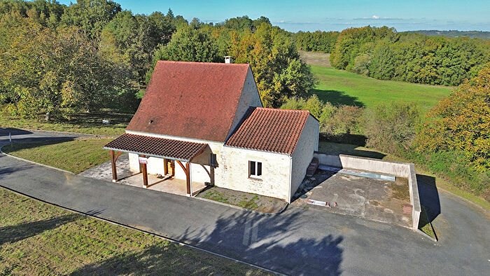Maison à vendre - Saint-Geniès - 4 pièces - 2 chambres