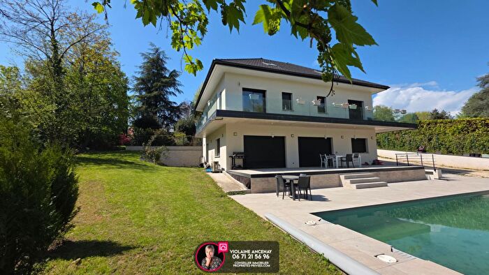 Chambéry, Centre-ville : Maison 10 pièces à vendre