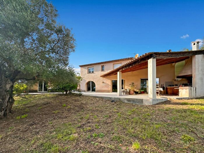 Tourrettes-sur-Loup - Maison 6 pièces à vendre