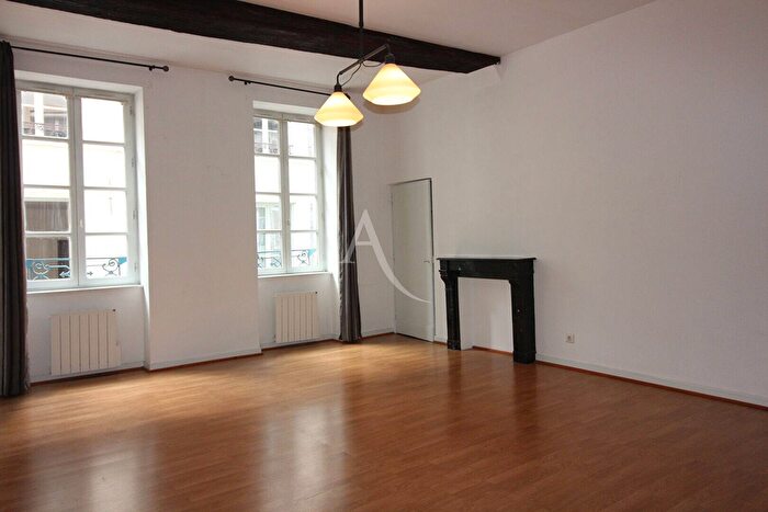 Ecusson-Ile Saint Laurent, Chalon-sur-Saône : Appartement 2 pièces à louer