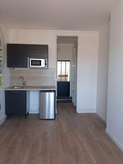 Appartement à louer - Villeurbanne - 2 pièces - 1 chambre