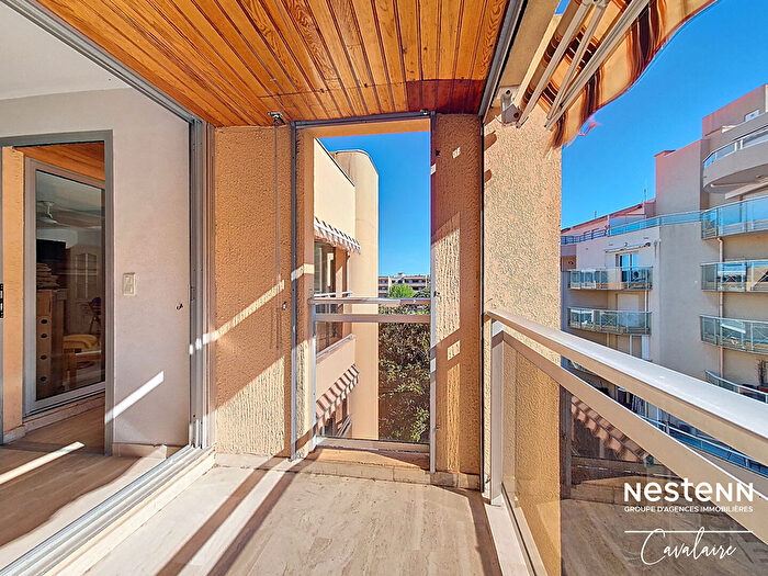 Appartement à vendre - Cavalaire-sur-Mer, Centre-ville - 4 pièces - 3 chambres