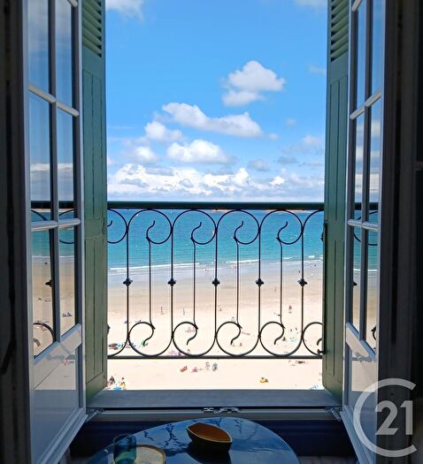 Appartement 2 pièces à vendre à Dinard, Centre-ville, Plage de l'Ecluse, Pointe du Moulinet