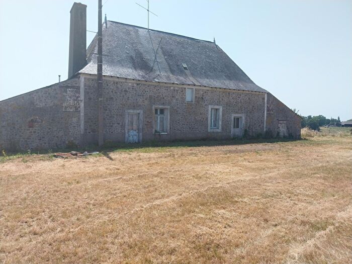 Thorigné-en-Charnie : Maison 5 pièces à vendre
