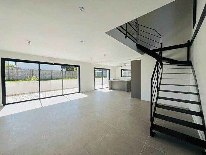 Sud, Caudan - Maison 5 pièces à louer