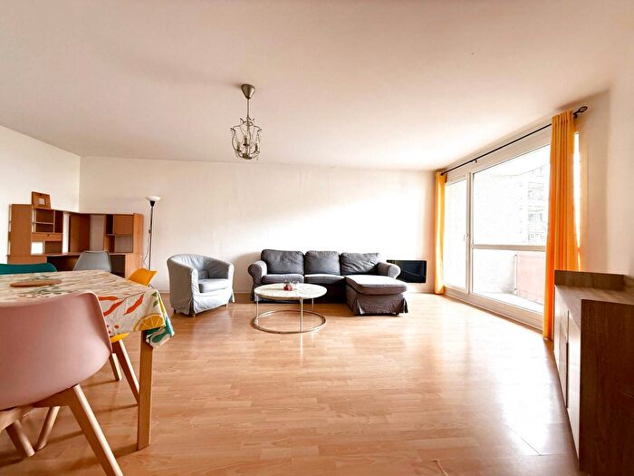 Appartement à louer - Monplaisir Lumière, Lyon ème arrondissement - 3 pièces - 2 chambres