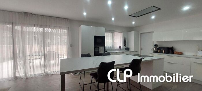 Maison à vendre - Rochemaure - 5 pièces - 3 chambres