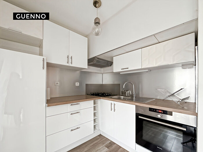 Appartement à vendre - Quartiers Nord-Ouest, Villejean - 2 pièces - 1 chambre