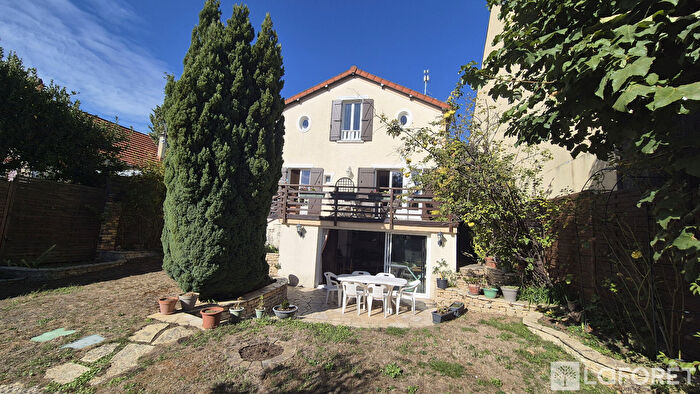 Palaiseau, Lozère : Maison 6 pièces à vendre