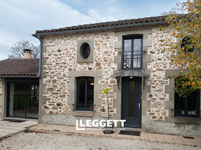 Maison à vendre - Maisonnais-sur-Tardoire - 5 pièces - 3 chambres