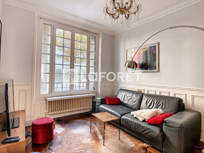 Appartement 3 pièces à vendre - Courbevoie, Bécon