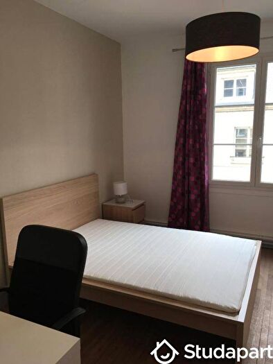 Appartement à louer - Centre Ville-Petit Margny, Compiègne - 1 pièce - 1 chambre
