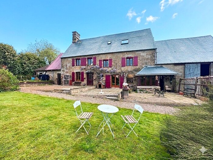 Champ-du-Boult : Maison 7 pièces à vendre